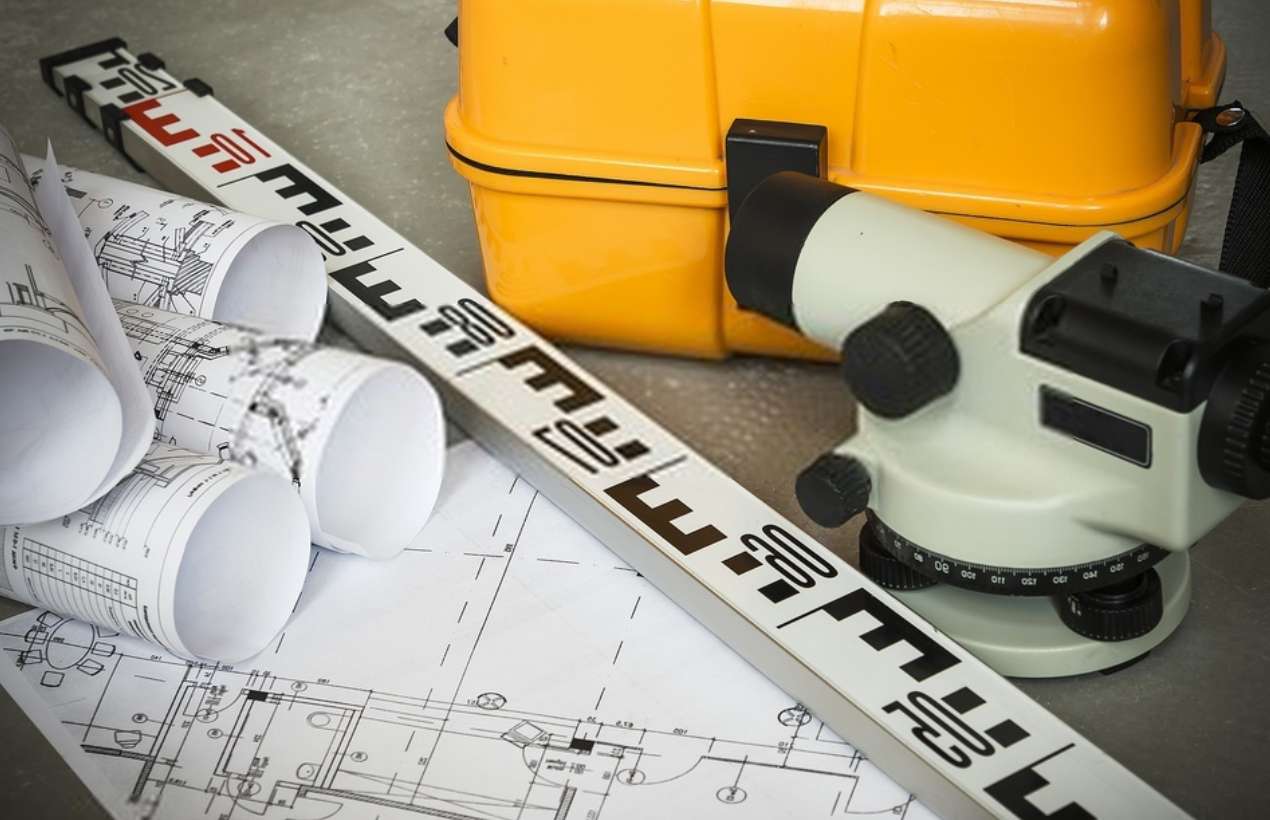 Las Herramientas que Todo Topógrafo Debe Llevar a Campo - Blog de ...